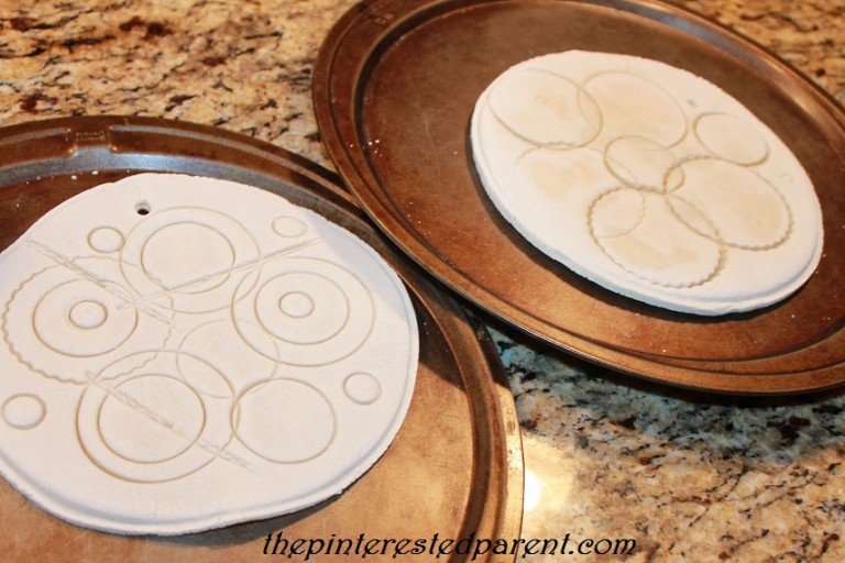 Kandinsky Inspired Clay Circles – The Pinterested Parent