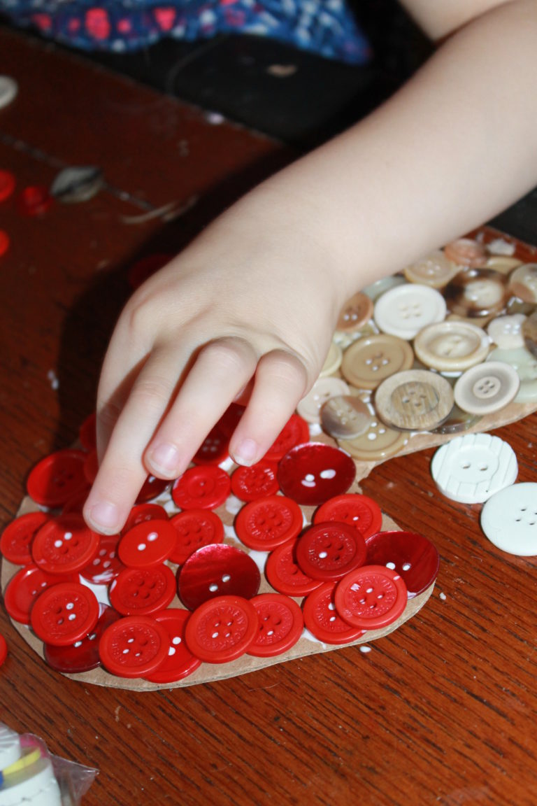 Button Toadstool Craft – The Pinterested Parent