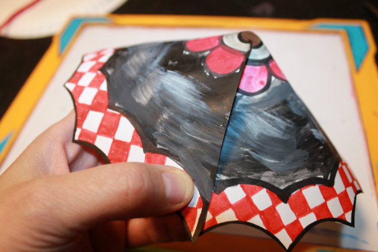 Spring Umbrella Craft With Printable – The Pinterested Parent